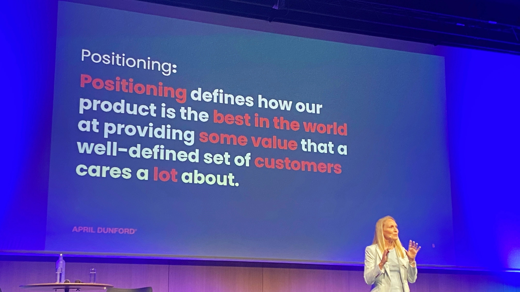 Définir le positionnement produit ou offre - Conférence April Dunford